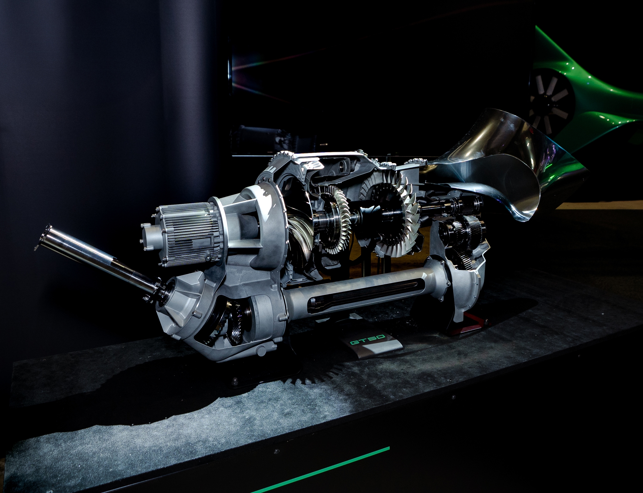 New Hill GT50 Turbine Engine - HILL HELICOPTERS